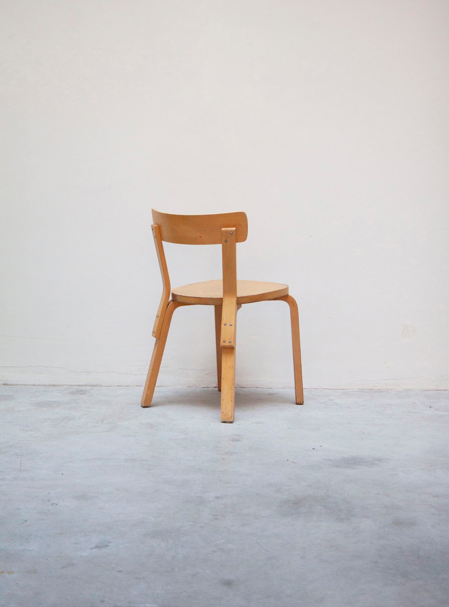 Artek 69 Chair by Alvar Aalto (Niinikangas) | Juki Amsterdam – JUKI ...
